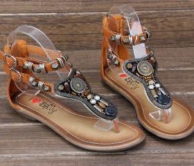 Handmade Elegant Casual Wear Flat Sandals on Luulla