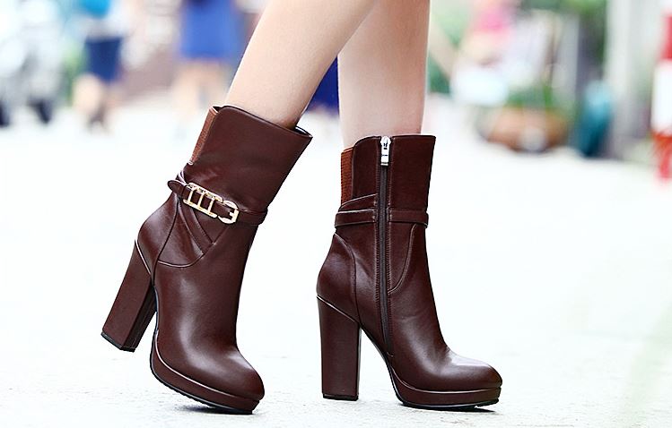 Stylish Side Zipper Buckle Thick High Heel Boots on Luulla