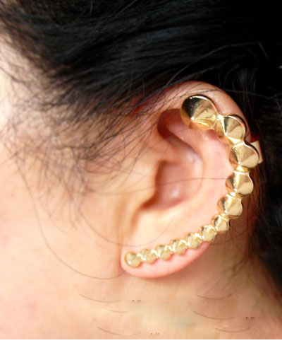 Gorgeous Golden Rivets Ear Bones Clip on Luulla