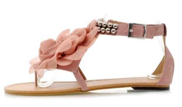 Handmade Elegant Casual Wear Flat Sandals on Luulla